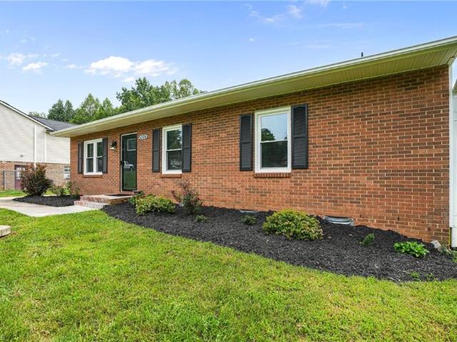 5006 Woodsboro Lane