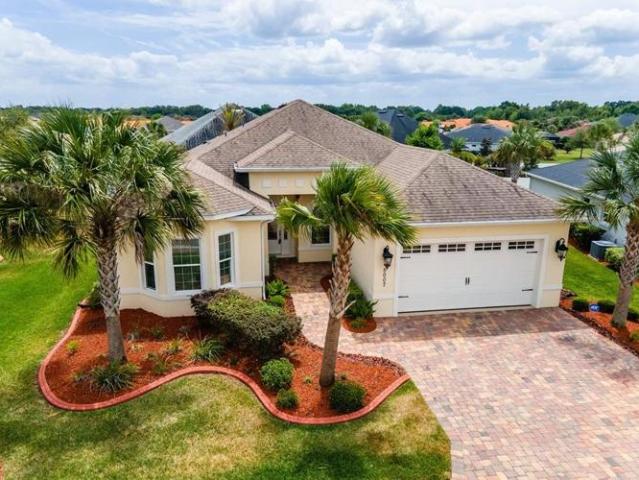 5007 Belted Kingfisher Dr, Oxford, FL 34484