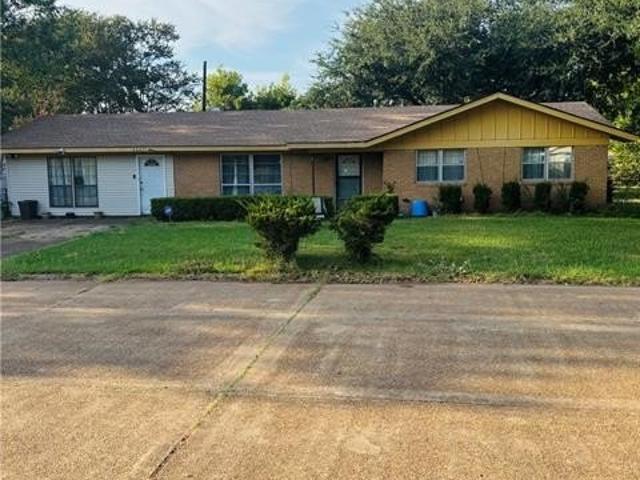 5007 Blanche St, Alexandria, LA 71301