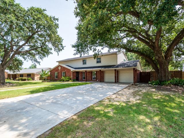 5007 Inverness Drive