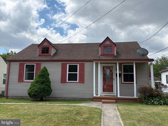 5007 Somerset Rd, Riverdale, MD 20737