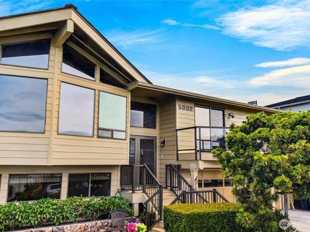 5008 Dundee Dr, Anacortes, WA 98221