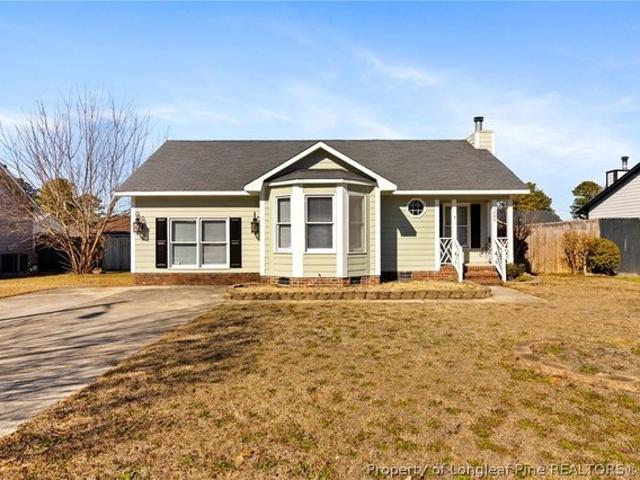 5008 Shimmer Dr, Fayetteville, NC 28304