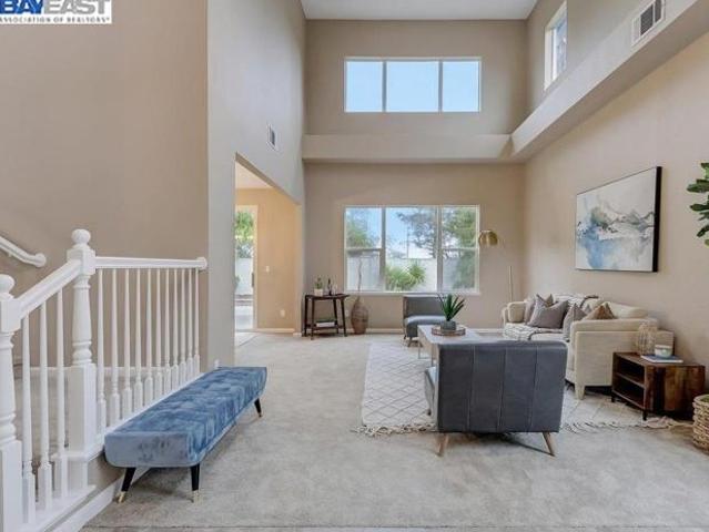 5008 Union Mine Dr, Antioch, CA 94531