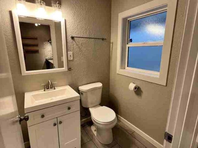 5009 Northeast Hazel Dell Avenue 1 Bedroom Apartment for Rent at 5009 Ne Hazel Dell Ave, Hazel Dell, WA 98663 West Hazel Dell