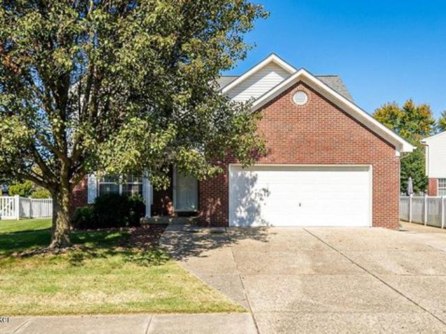 5009 Oakbrook Dr, Louisville, KY 40245