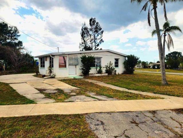 5009 Bullard St, North Port, FL 34287