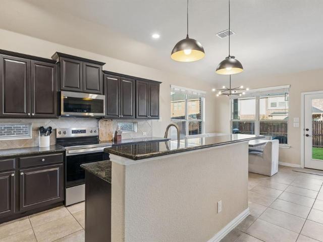 5009 Bluewater Drive