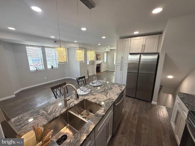 5009 Copley Road