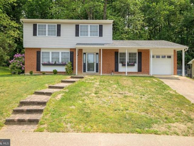 5009 Pines Blvd, Wilmington, DE 19808