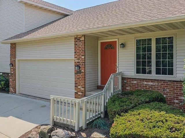 5009 Sycamore Ave, Madison, WI 53704