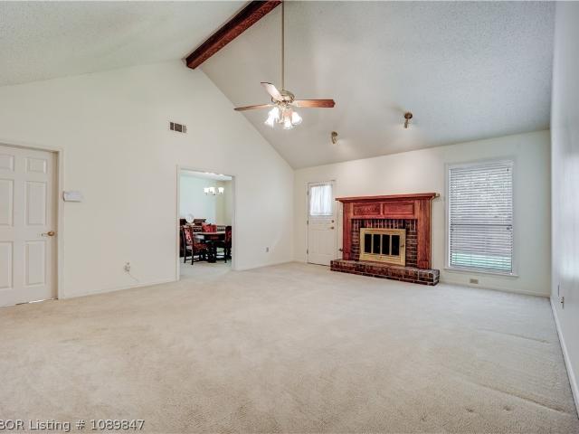 5009 S 94th Street
