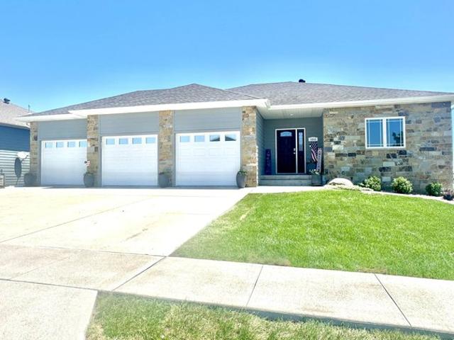 5009 S Ave, Kearney, NE 68847