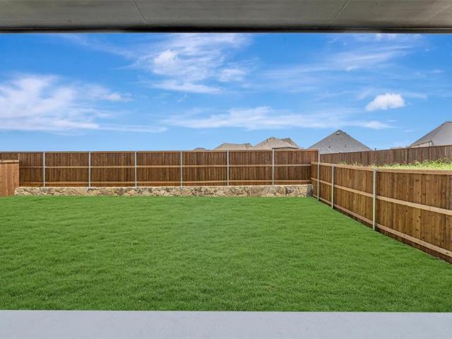 5009 Sandbrock Parkway