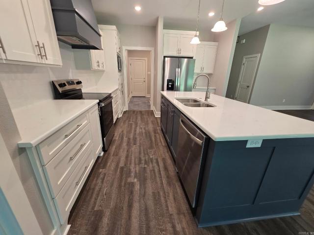 5009 Springwood Circle