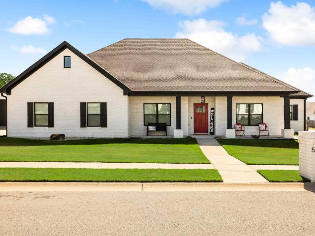 5000 Marian Cove