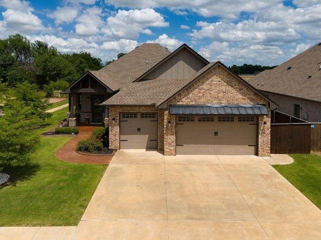 5000 McCann Ct, Mustang, OK 73064
