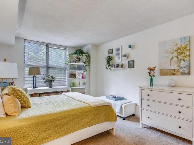 5000 Battery Lane # 202