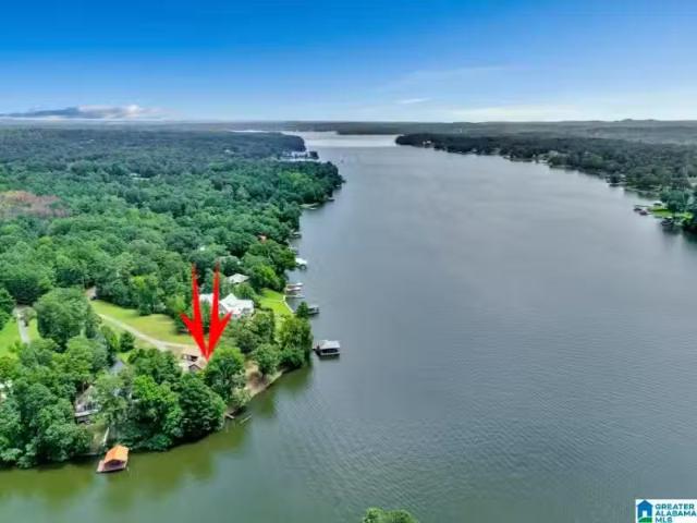 5000 LAKESHORE DR, PELL CITY, AL 35128