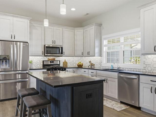 5000 longbow dr