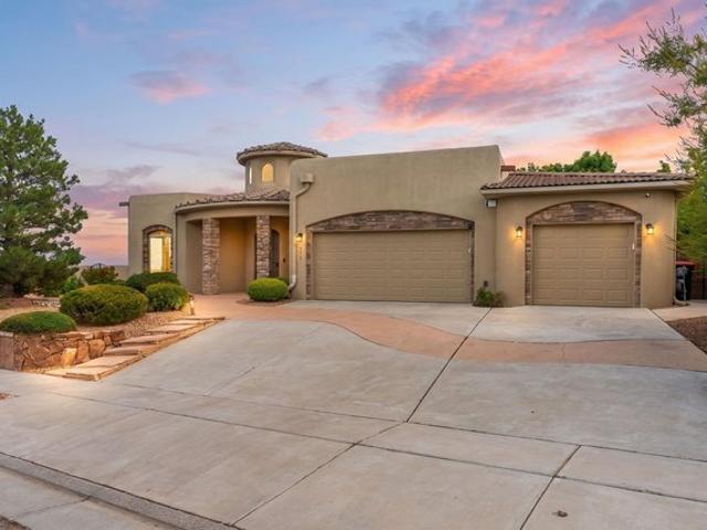 5000 Sevilla Ave NW, Albuquerque, NM 87120