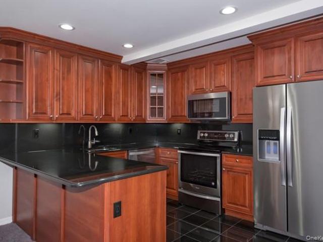 5000 Townhouse Drive 3805