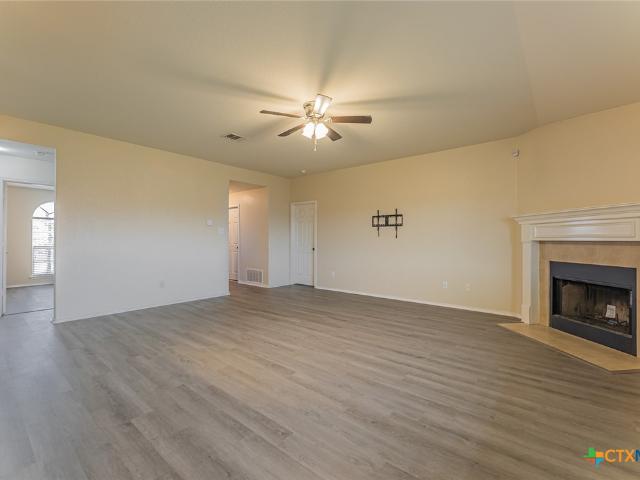5001 Bridgewood Drive
