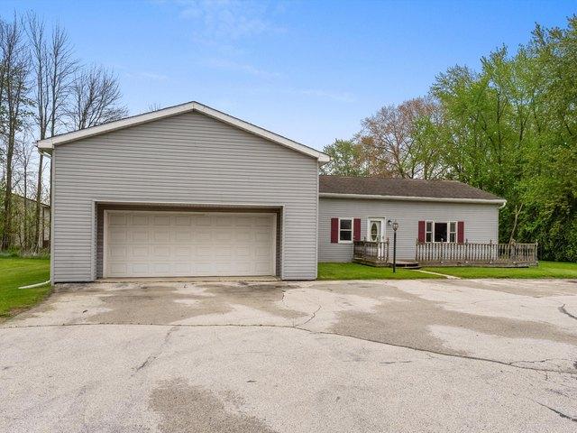 5001 Cth Cir, Newton, WI 54220