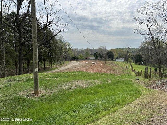 5001 KY 393, La Grange, KY 40031