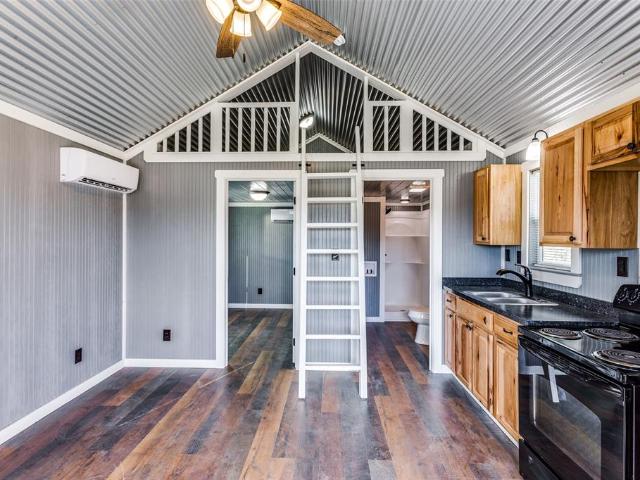 5001 Knob Hill Road # D2 D5