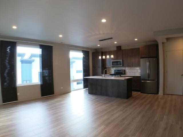 5001 Prospect Ave, Unit 2D, Downers Grove, IL 60515 | MLS #12607 | Compass