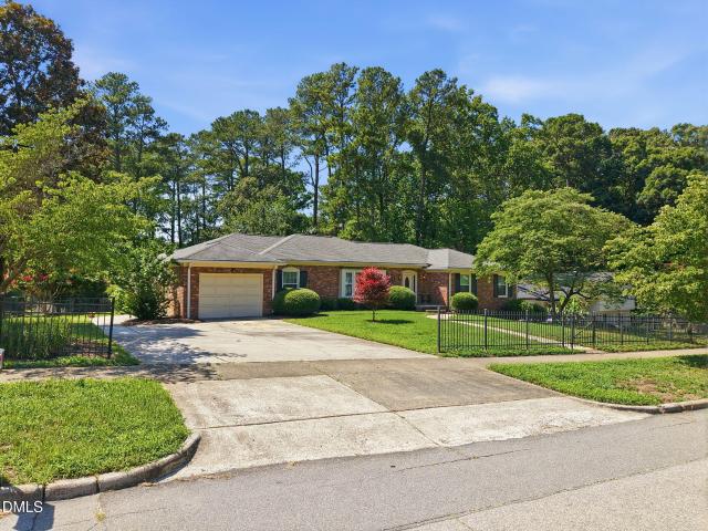 5001 Quail Hollow Drive