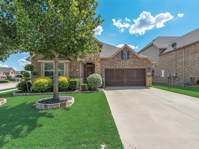 5001 Stockwhip Dr, Fort Worth, TX 76036