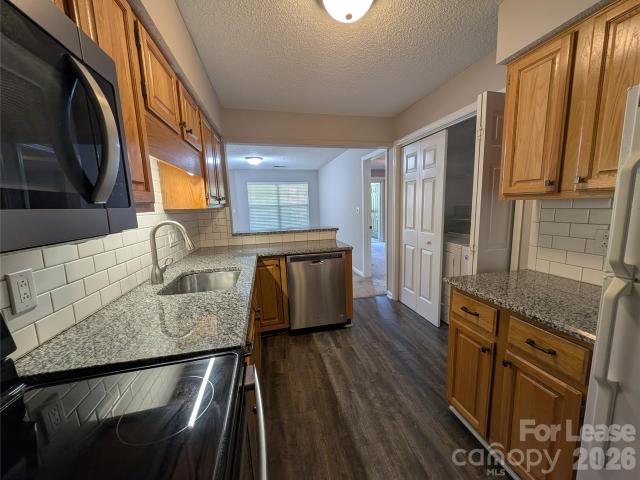 5001 Sharon Road # K