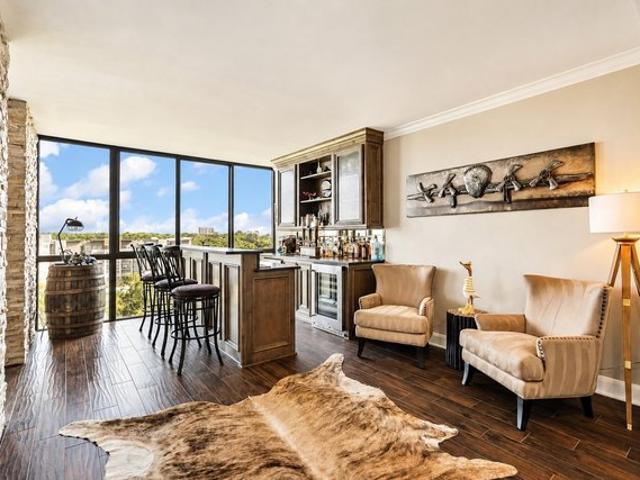 5001 Woodway Dr Unit 1005, Houston, TX 77056
