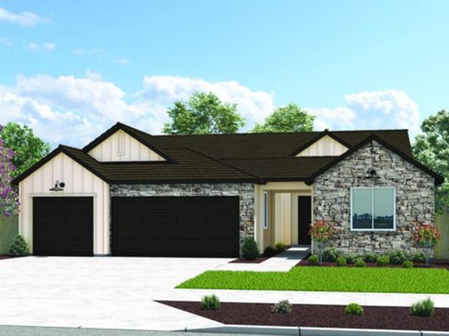 5002 W Babcock Ave, Visalia, CA 93291