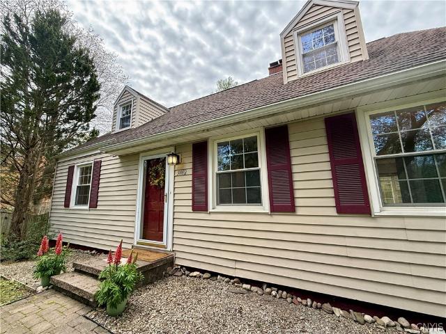 5002 Woodside Road