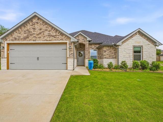 5003 Frio Dr, Granbury, TX 76048