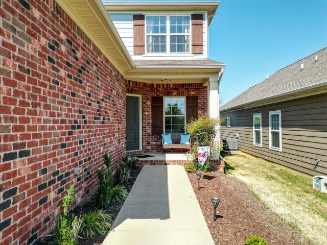5003 Hemlock Ct