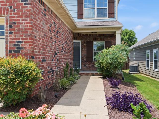 5003 Hemlock Ct