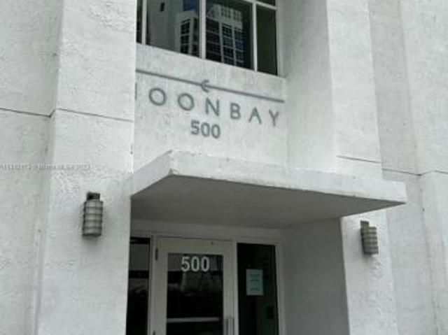 500 29th St NE #801, Miami, FL 33137