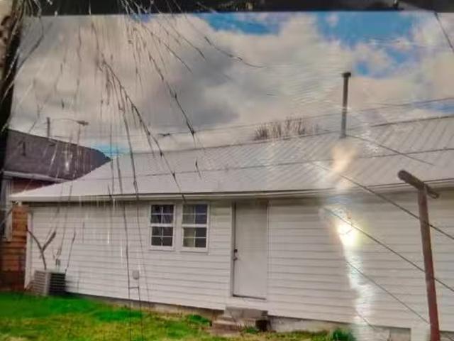 $500 2 Bedroom 1 Bathroom House In Charleston With Great Ame.