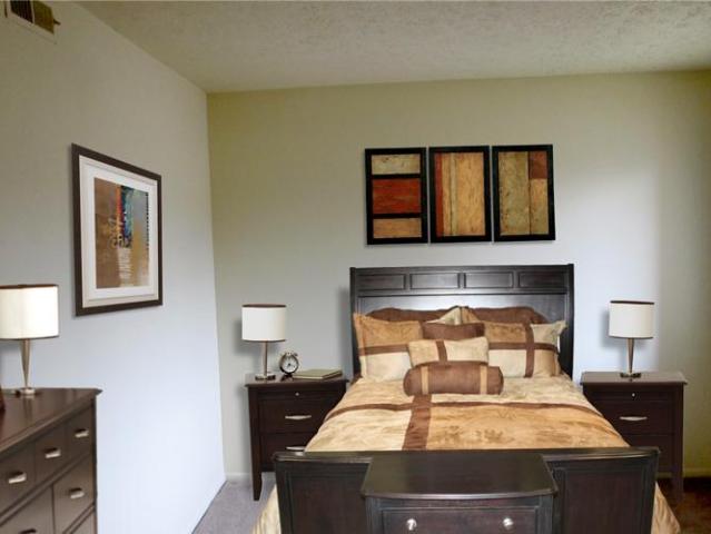 $500 / 2br 825ft² Green Living at Eco Square Apartments Evansville~ Eco Square Apts