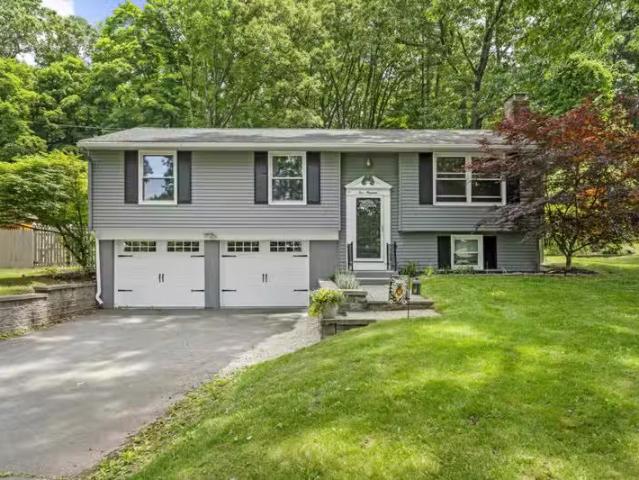 500 COOKE ST, FARMINGTON, CT 06032 Single Family Residence For.