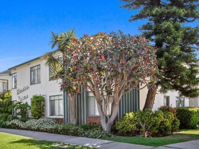 500 California Ave, North of Wilshire in Santa Monica. 5 blocks to the beach 1 Bedroom Apartment for Rent at 500 California Ave, Santa Monica, CA 90403 Wilshire Montana