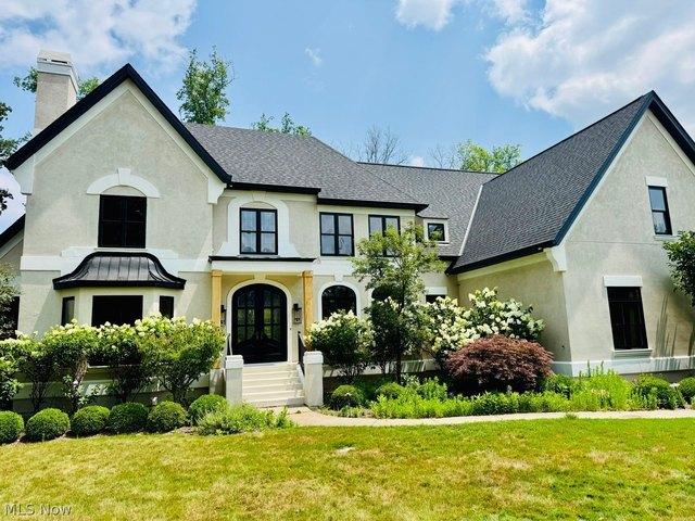 500 Club Dr, Aurora, OH 44202