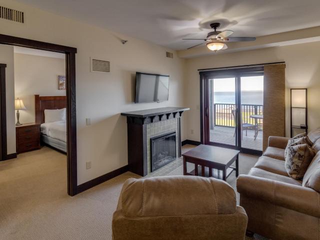 500 Cleveland Blvd # 2404