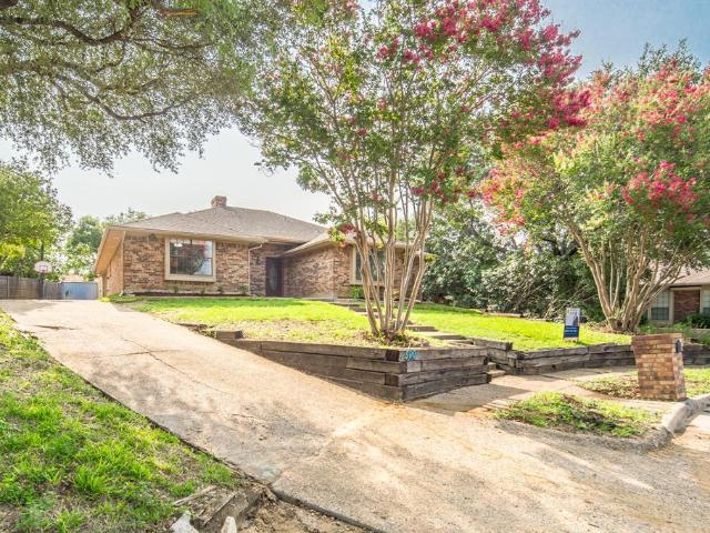 500 Cross Bend Court