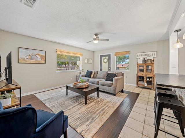 500 Cross Mountain Dr, Fredericksburg, TX 78624 | MLS #98875