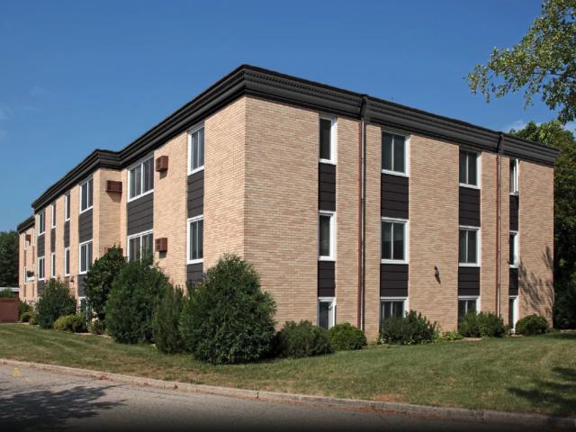 500 Boright St